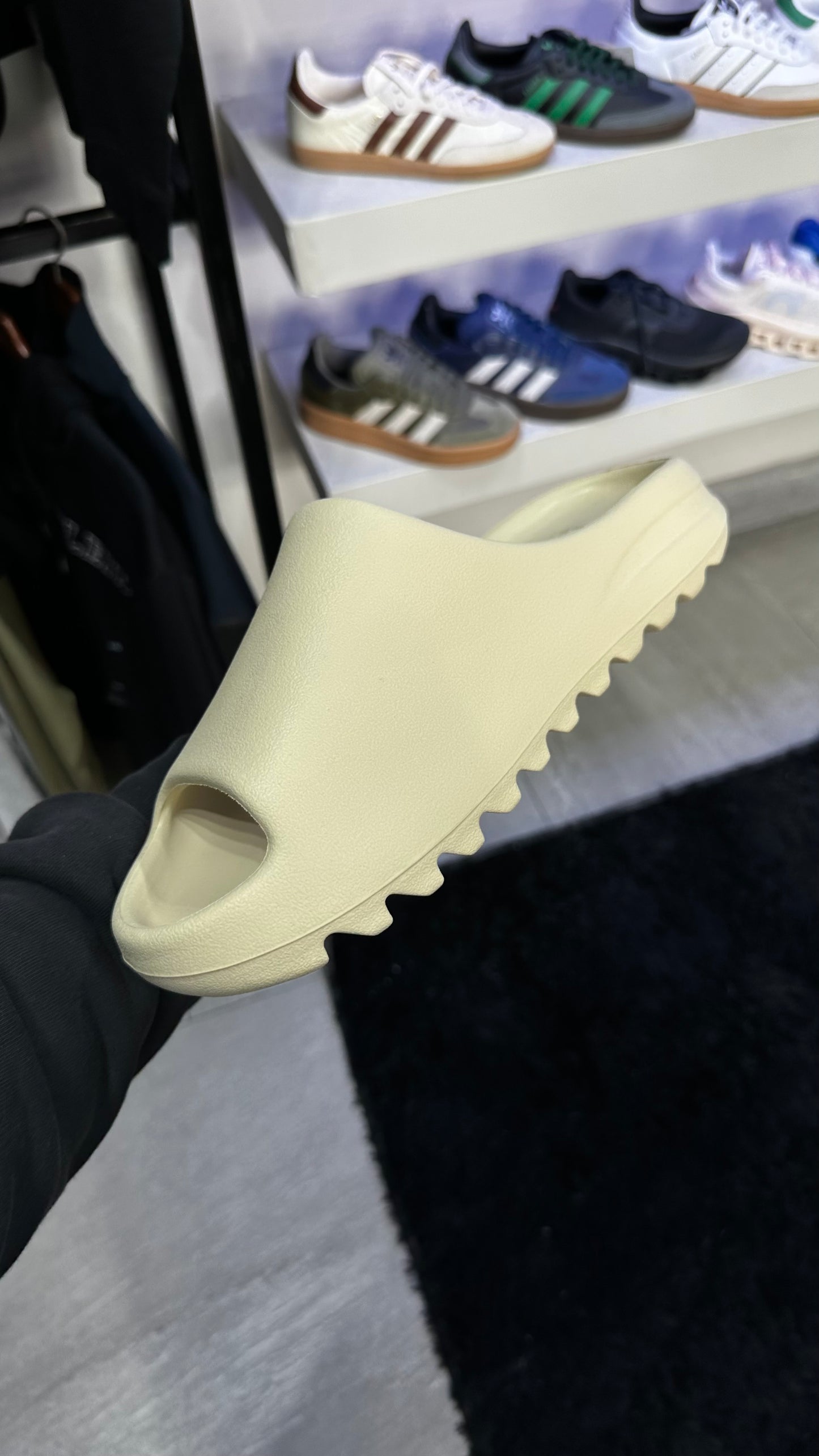 Adidas Yeezy Slides “Bone” – BRICKNEACKERS